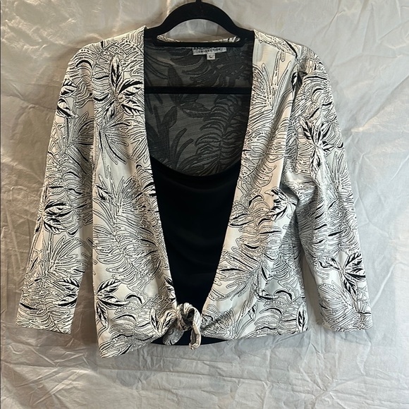 Andria Lieu | Tops | Andria Lieu Collecton Black And White Patterned ...
